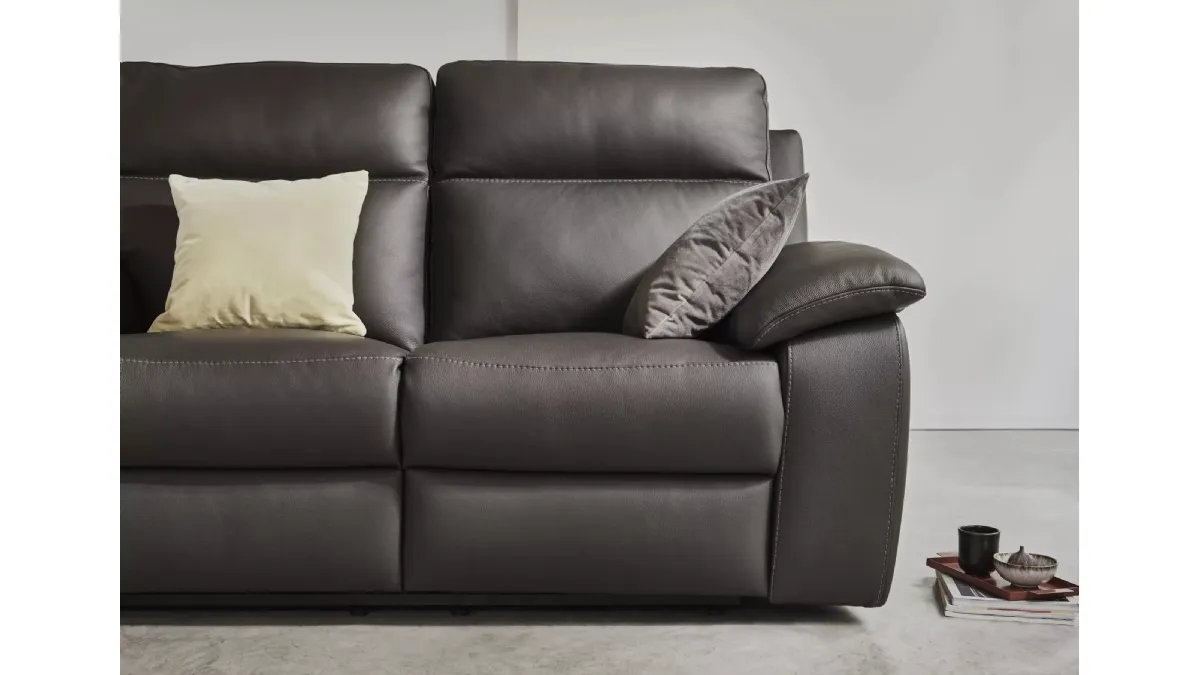 Divano Relax lineare in pelle New York di Nicoletti Home